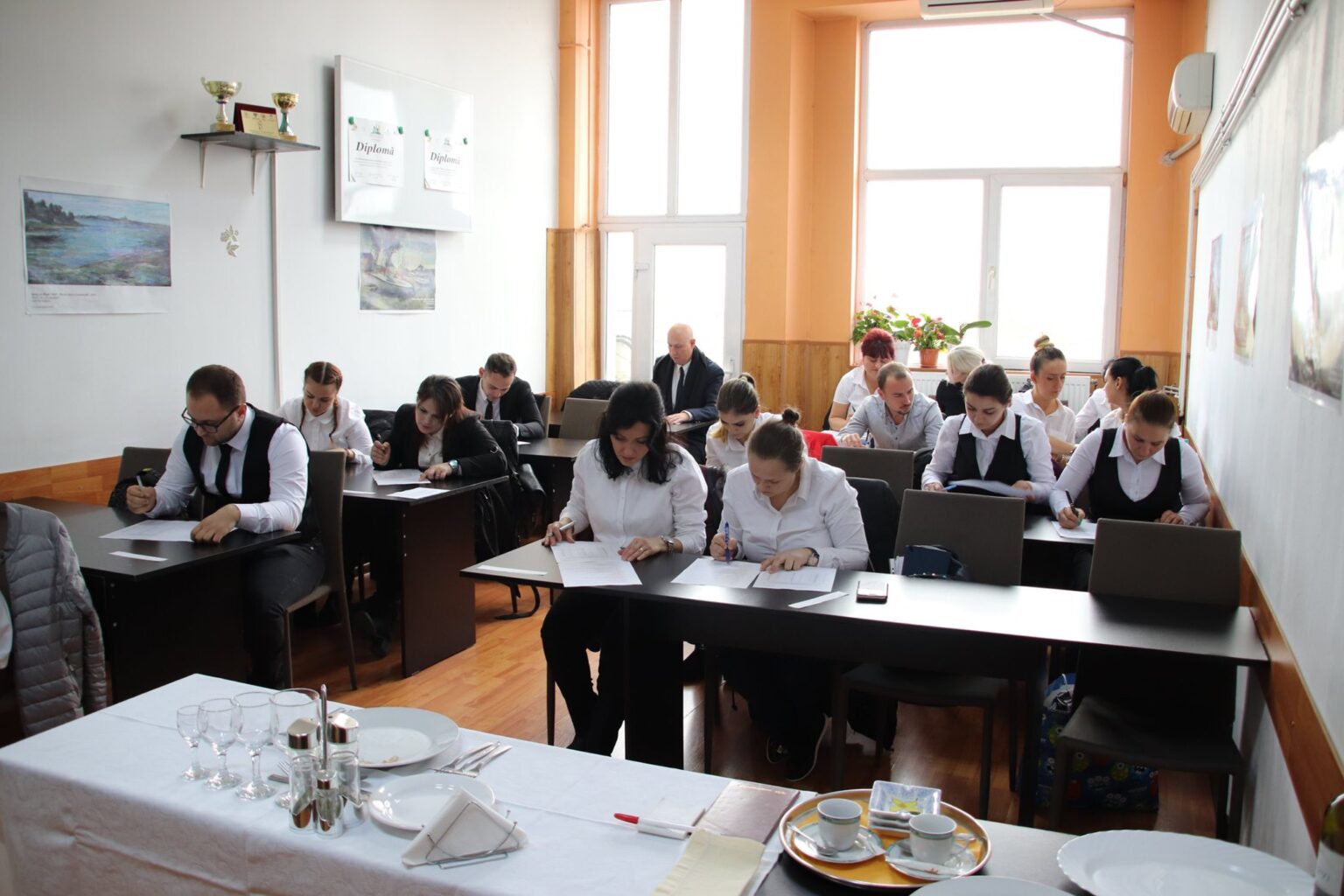 Cursuri de calificare în Romania : Dezvoltă-te profesional și găsește ...